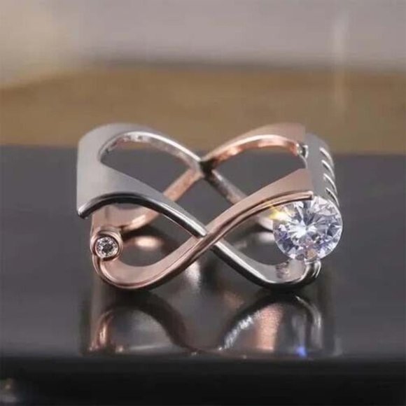 Jewelry | Nwot Architectural Infinity Square Two Toned Creative Sz 7 ...